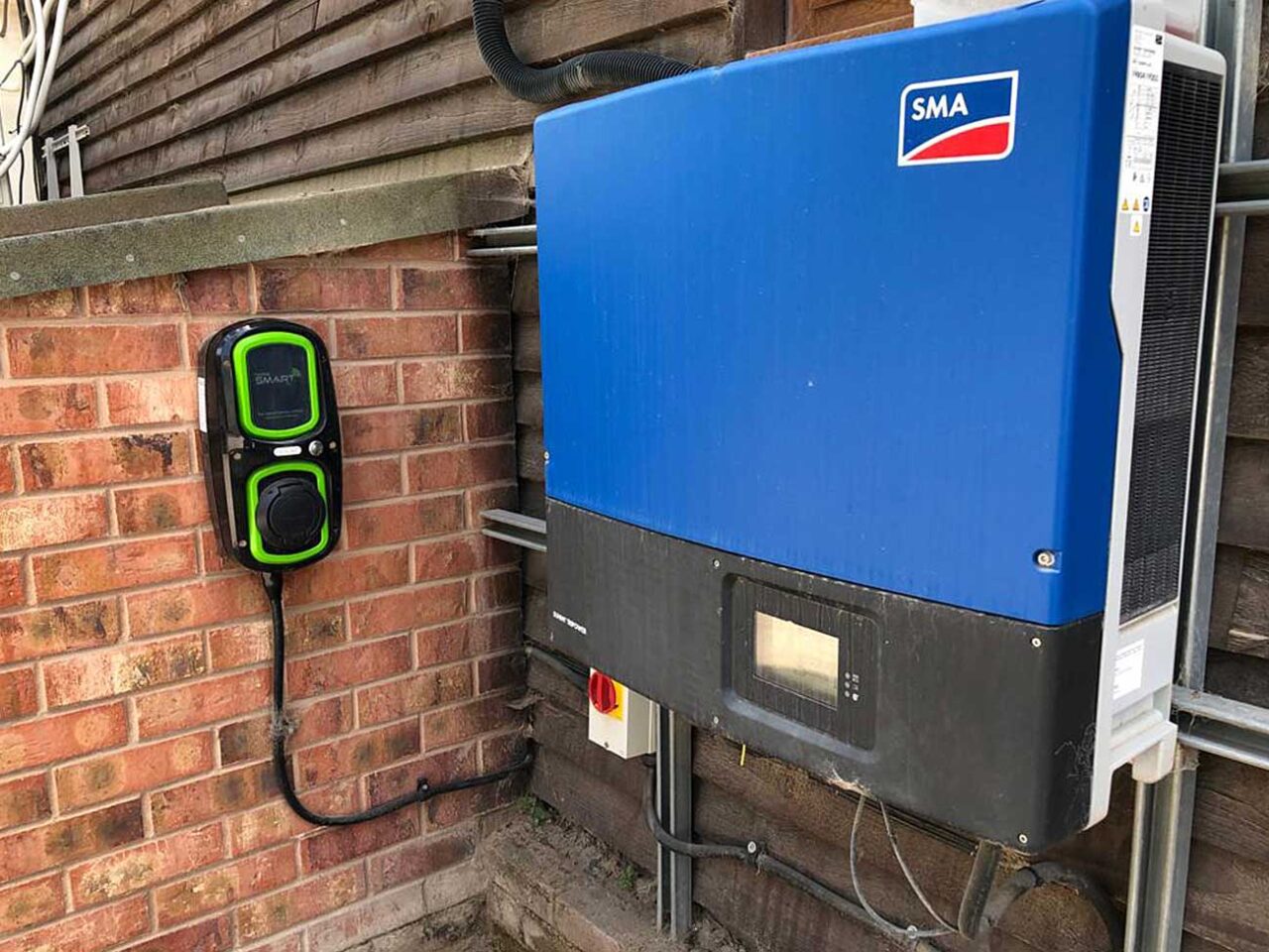 Electric Vehicles Charging Solutions | EV Charging | Solar PV Battery ...